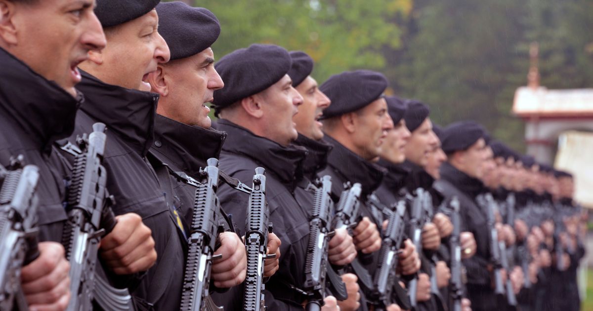 Bosnian Serbs show off special police unit, fueling tensions | The ... Bosnian Serbs show off special police unit, fueling tensions | The ...