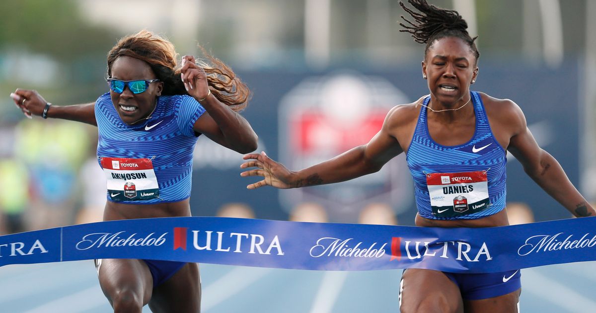 Running for her father, Daniels emerges as top sprinter | The Seattle Times