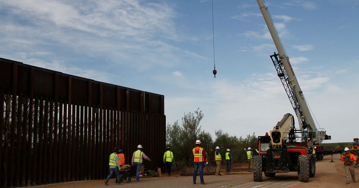 In Arizona, Pentagon-funded border fence already underway | The Seattle ...