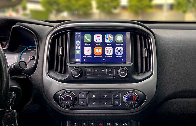 Testing the Android Auto and Apple CarPlay updates | The Seattle Times