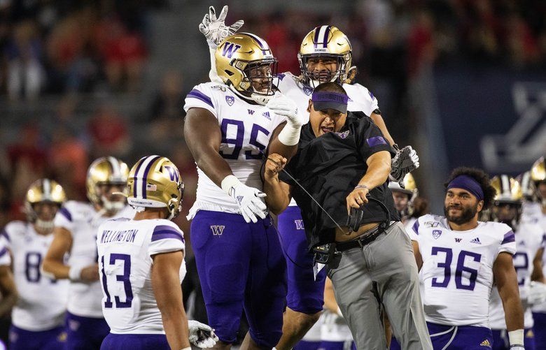 UW Huskies return to AP Top 25 rankings after convincing win vs ...