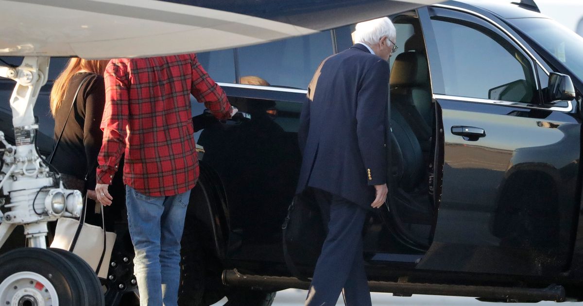 Sen. Bernie Sanders home in Vermont after heart attack | The Seattle Times