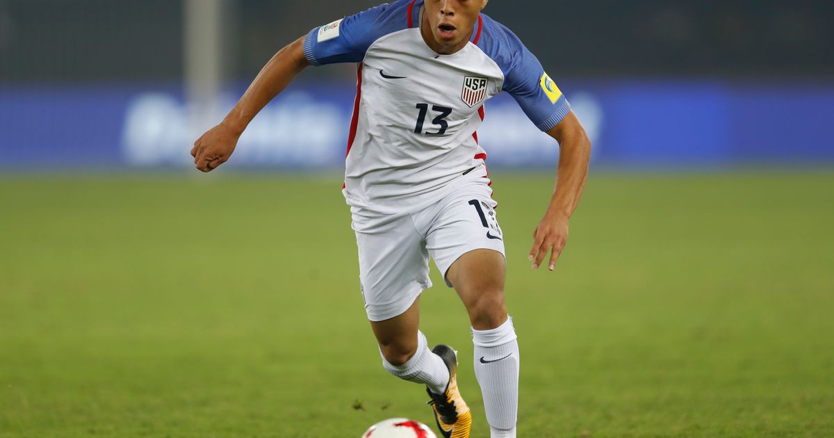 Dest chooses to play for US over Netherlands | The Seattle Times