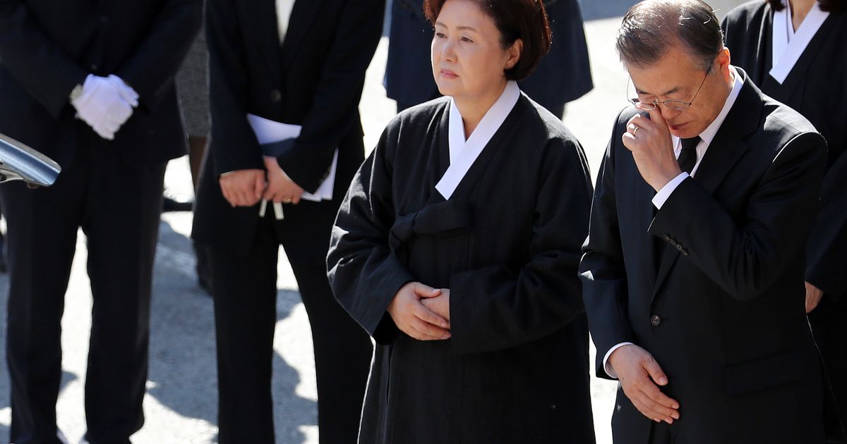 North’s Kim sends condolences to Moon over mother’s death | The Seattle ...