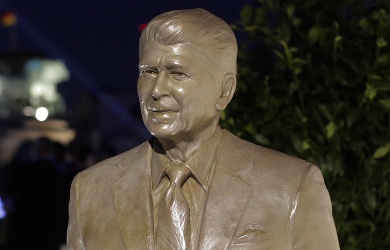 Reagan statue unveiled in Berlin at Cold War speech site | The Seattle ...