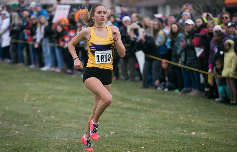 Issaquah’s Julia David Smith cruises to Class 4A state cross-country ...