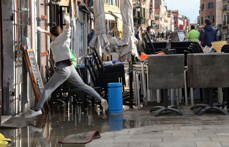 Italy declares state of emergency in Venice after high tides | The ...