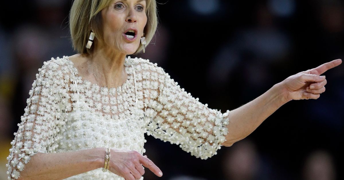 Dailey reflects on winning Joe Lapchick Character Award | The Seattle Times