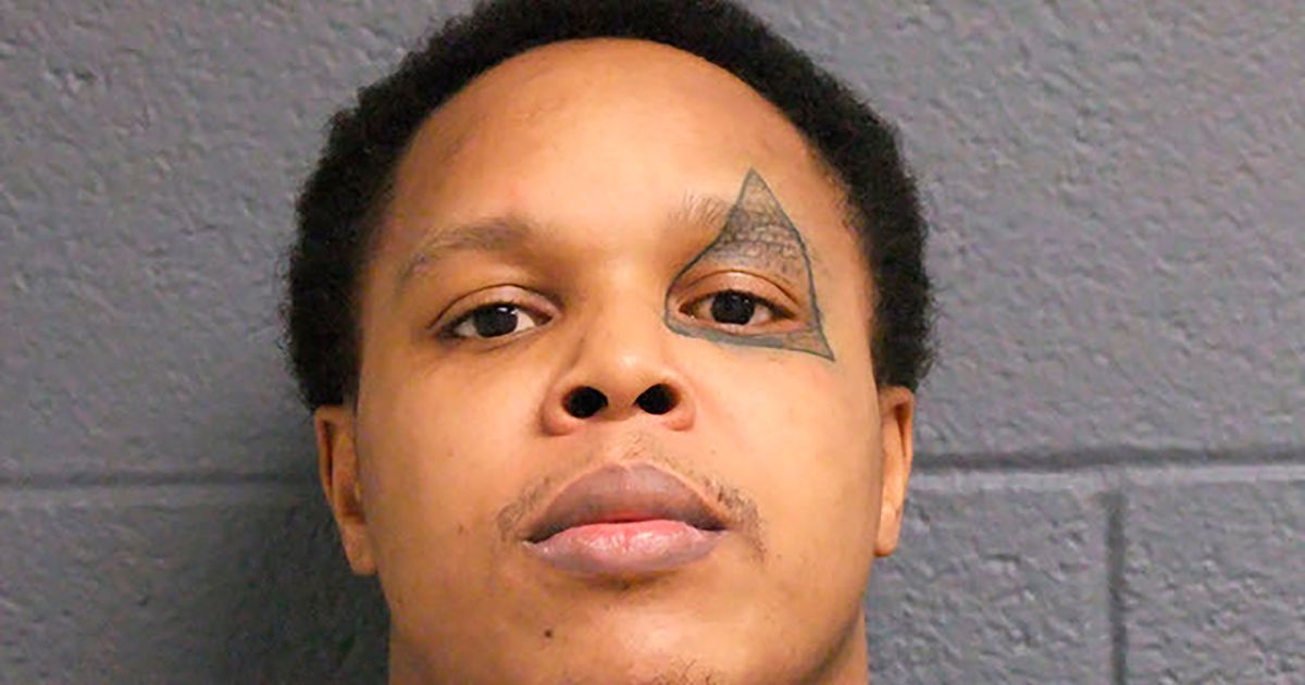 Michigan man uses battle ax to fight off intruder | The Seattle Times