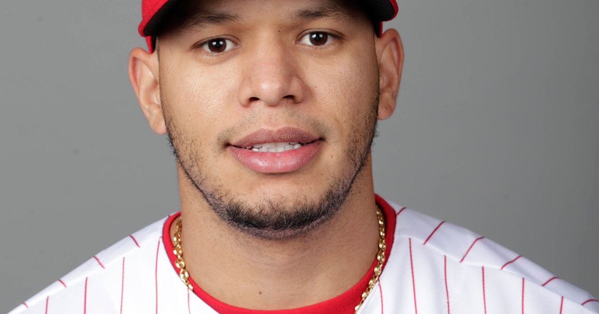 AP source: Indians, 2B Hernandez agree on 1-year contract | The Seattle ...