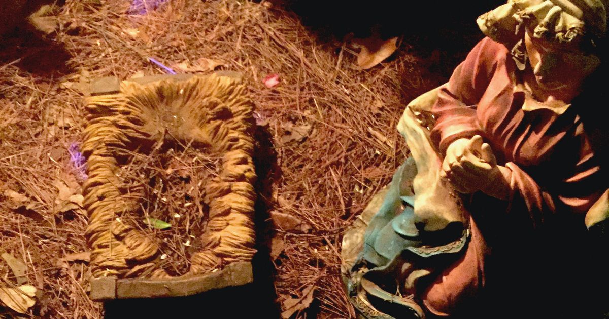 Baby Jesus goes missing from popular Florida nativity scene | The ...