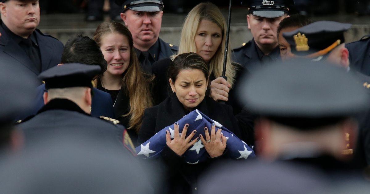 Thousands honor slain New Jersey detective at funeral | The Seattle Times