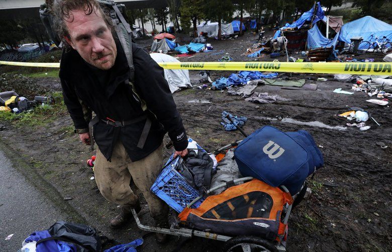 After drug bust, Seattle starts clearing large tent encampment by I-5 ...