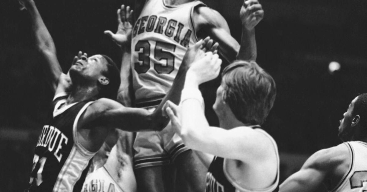 Former Georgia basketball star Terry Fair dies at 59 | The Seattle Times