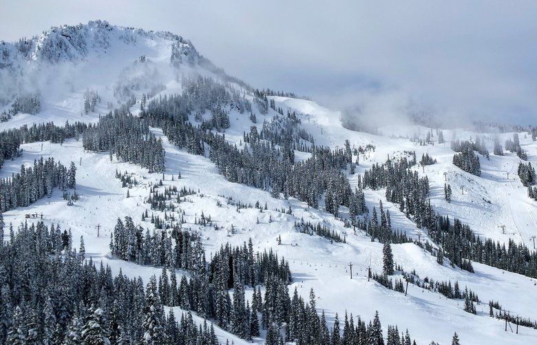 To alleviate skiers’ parking woes, Stevens Pass launches new weekend ...
