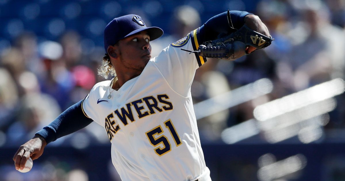 Peralta opts for security in $15.5M deal with Brewers | The Seattle Times