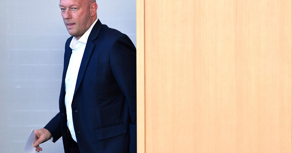 German state gets new governor, with far-right votes | The Seattle Times