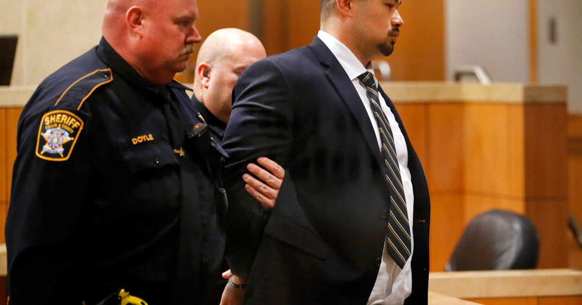 Texas man sentenced to death for killing officer, friend | The Seattle ...
