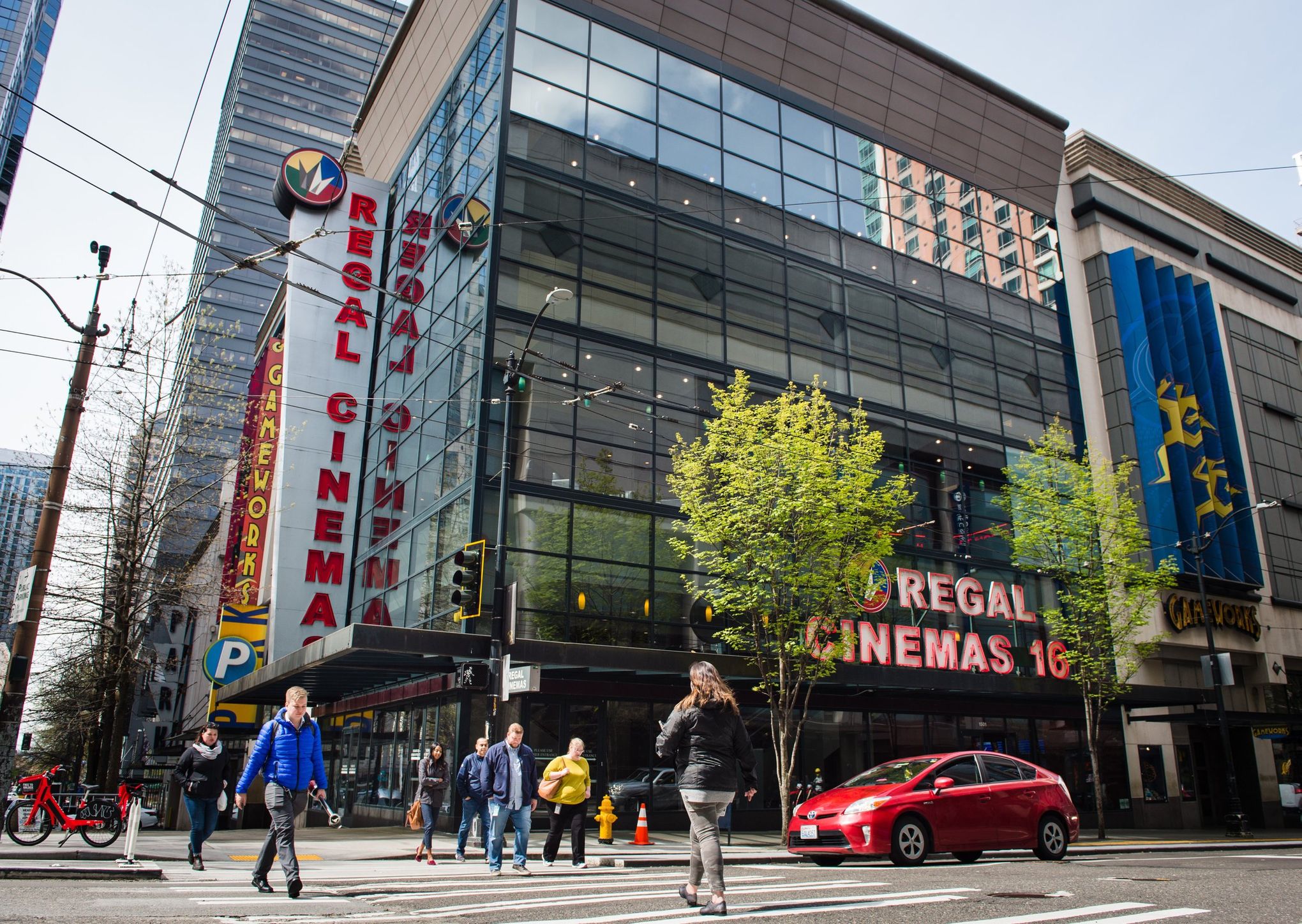 Are Regal And Amc Theaters The Same