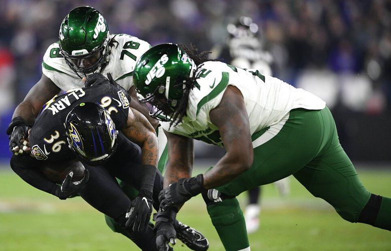 Meet new Seahawks right tackle Brandon Shell: He’s good friends with ...