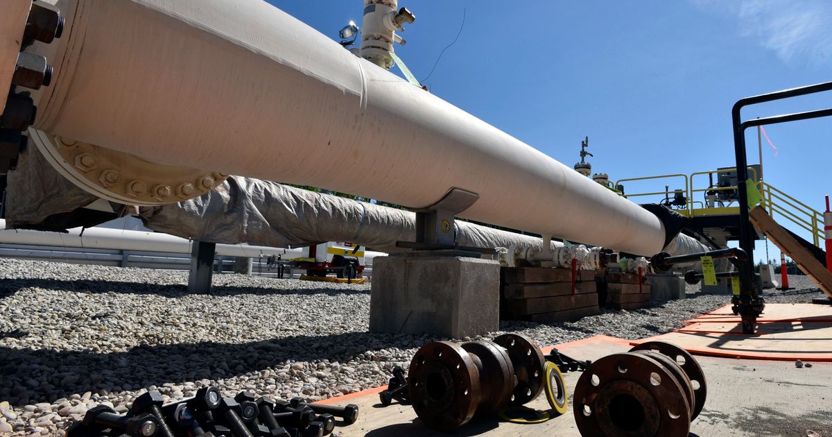 Enbridge seeks permits to build Great Lakes oil tunnel | The Seattle Times