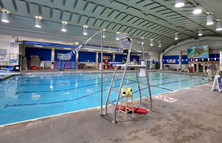 Where to put the pool? You have one more day to weigh in on Green Lake ...