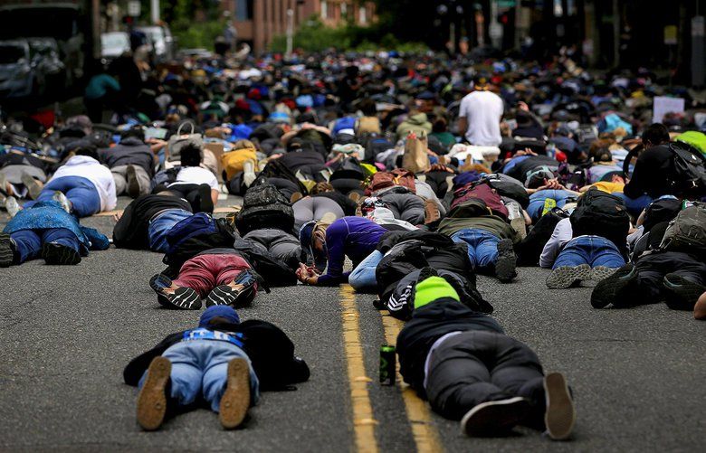 Politicians join Seattle protesters and call for police to de-escalate ...