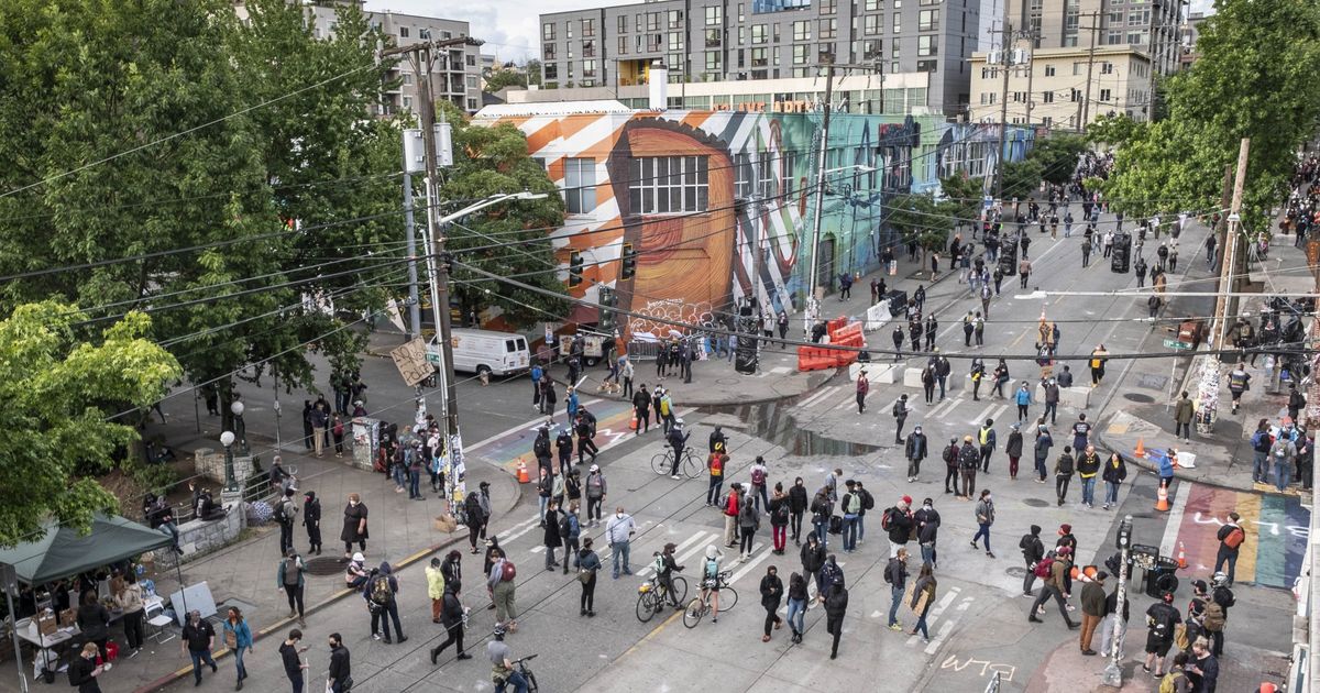 Welcome to the Capitol Hill Autonomous Zone, where Seattle protesters ...