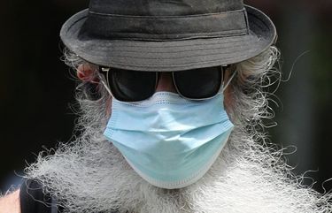 Gov. Inslee orders masks to be worn in public to help stem spread of ...