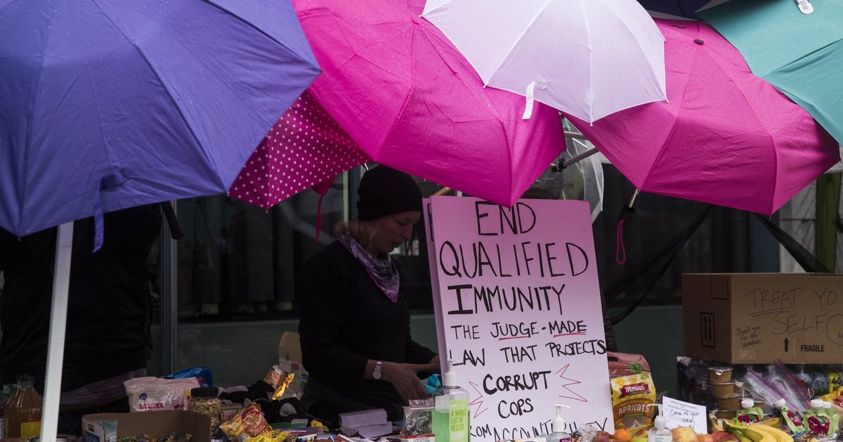 Welcome to the Capitol Hill Autonomous Zone, where Seattle protesters ...
