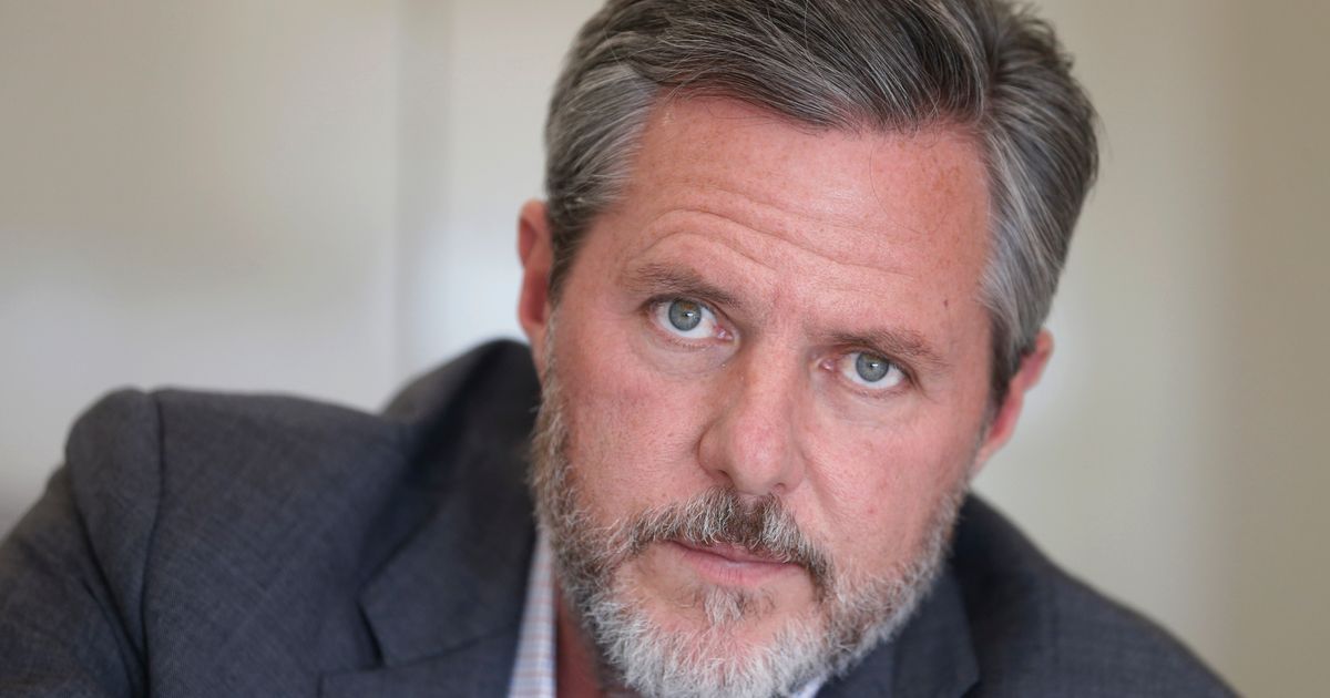 Falwell apologizes for tweet that included racist photo | The Seattle Times