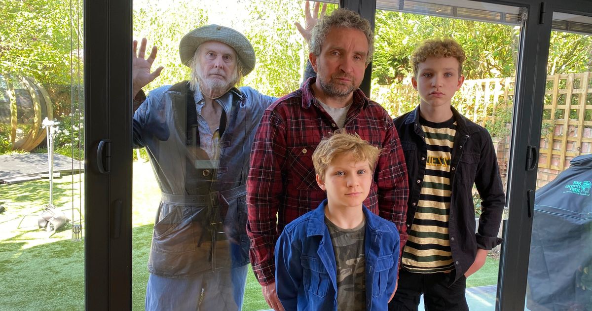 ‘Isolation Stories’ turns lens on actors at home, pandemic | The ...