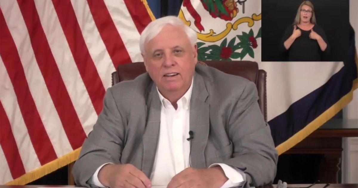 ‘Comeback kid’? Governor gets unlikely boost from virus | The Seattle Times