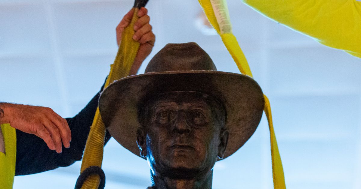 Dallas officials remove Texas Ranger statue from Love Field | The ...