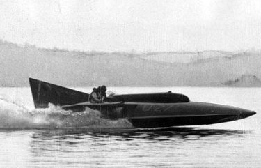 How a lightning-fast hydroplane rocked the boat-racing world and stole ...