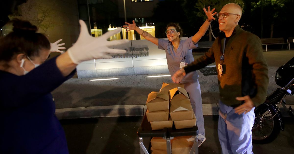 Not so random acts: Science finds that being kind pays off | The ...