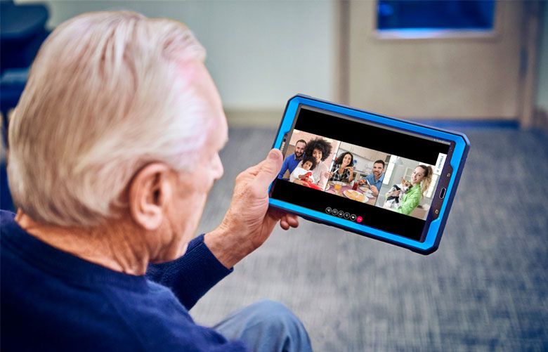 How to help older people take advantage of tech to stay connected | The ...