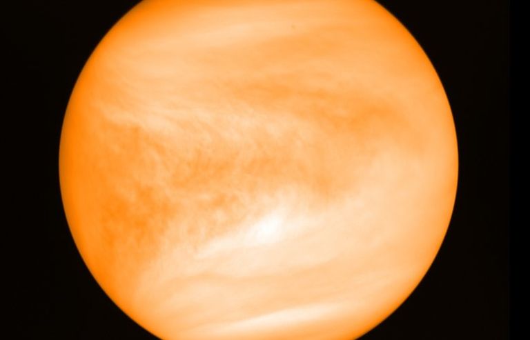 Dismay as huge chunk of Greenland’s ice cap breaks off | The Seattle Times