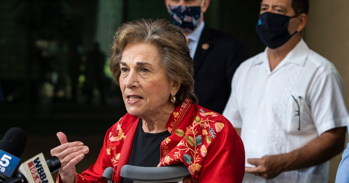Ill. Rep. Schakowsky backs College Athlete Bill of Rights | The Seattle ...