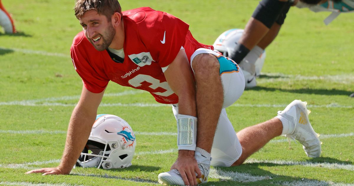 Trade bust: QB Josh Rosen cut by Dolphins after 1 season | The Seattle ...