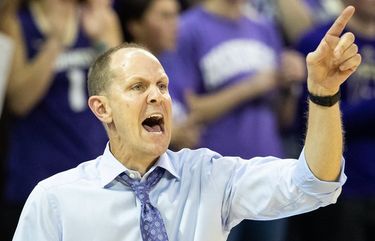 UW’s Mike Hopkins out to show that last season’s struggles were an ...