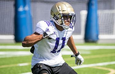 Here’s what you need to know about Alex Cook — UW’s surprising starting ...