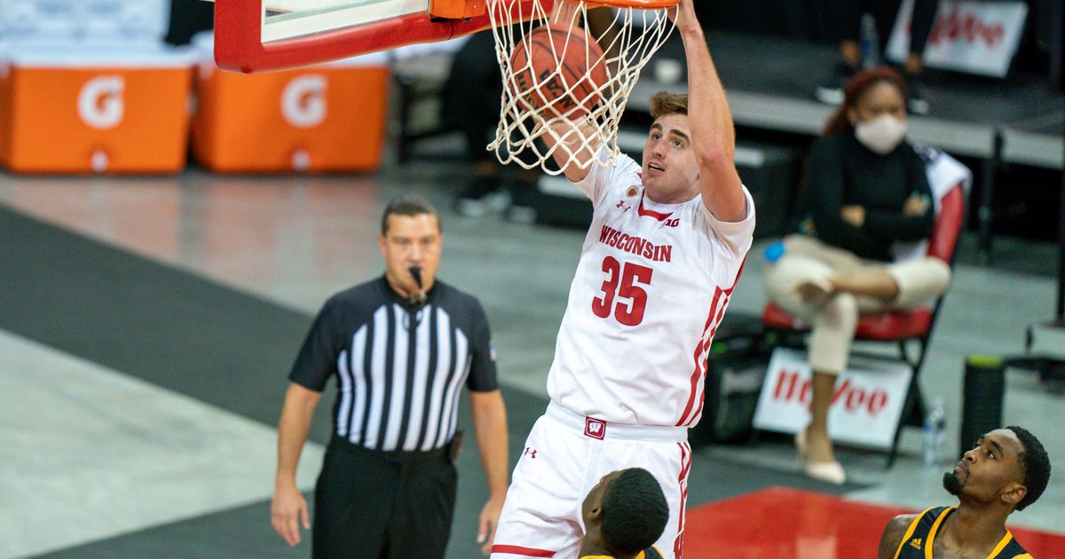 No. 7 Wisconsin rolls past Arkansas-Pine Bluff 92-58 | The Seattle Times
