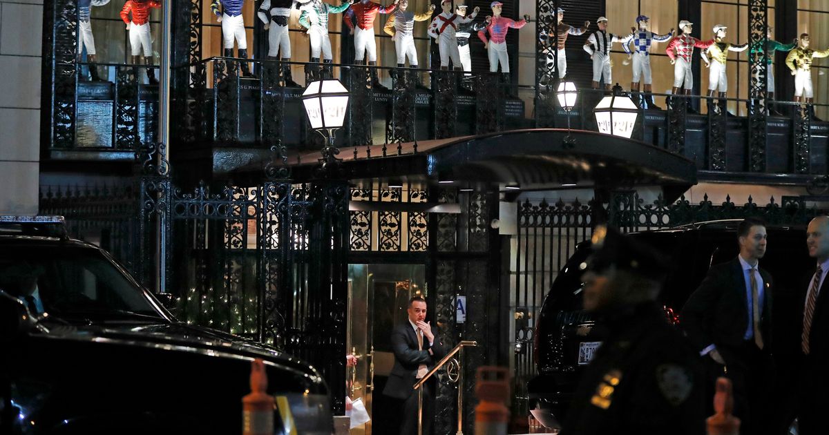 New York’s 21 Club closes indefinitely due to pandemic | The Seattle Times