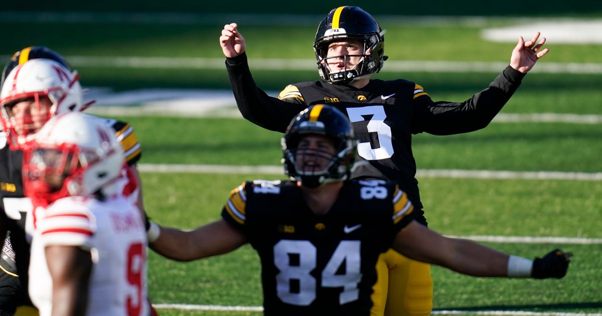 Getting his kicks: Iowa’s Duncan winding down storied career | The ...