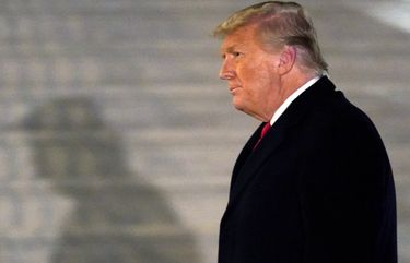 Trump isolated, angry at aides for not defending him | The Seattle Times