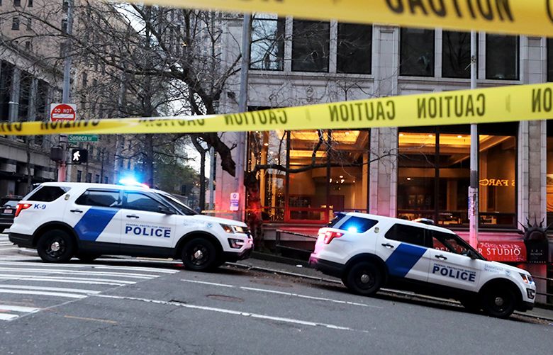 No bomb found after man makes threat outside FBI headquarters in ...