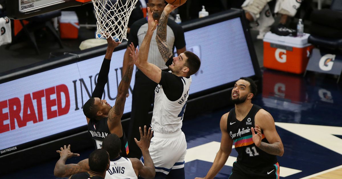 Russell, Timberwolves snap 7-game skid with win over Spurs | The ...