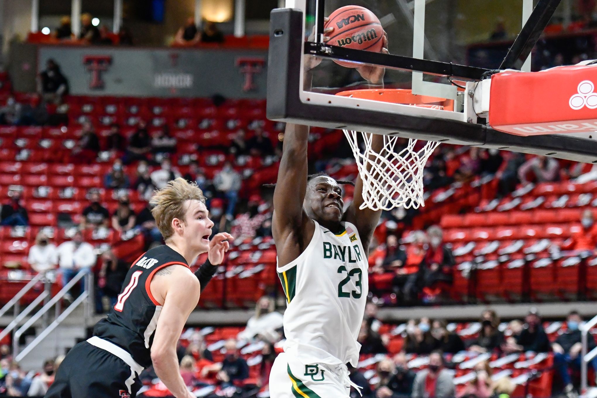No. 2 Baylor up to 12-0 after 68-60 win at No. 15 Texas Tech | The ...