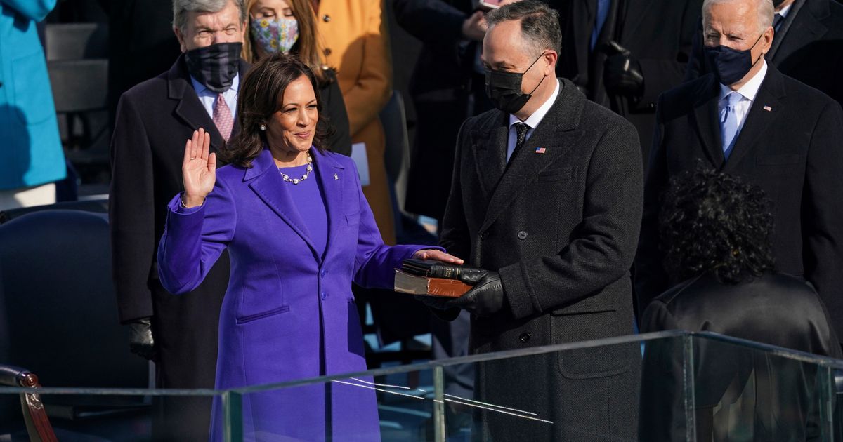 NOT REAL NEWS: A look at what didn’t happen last week | The Seattle Times